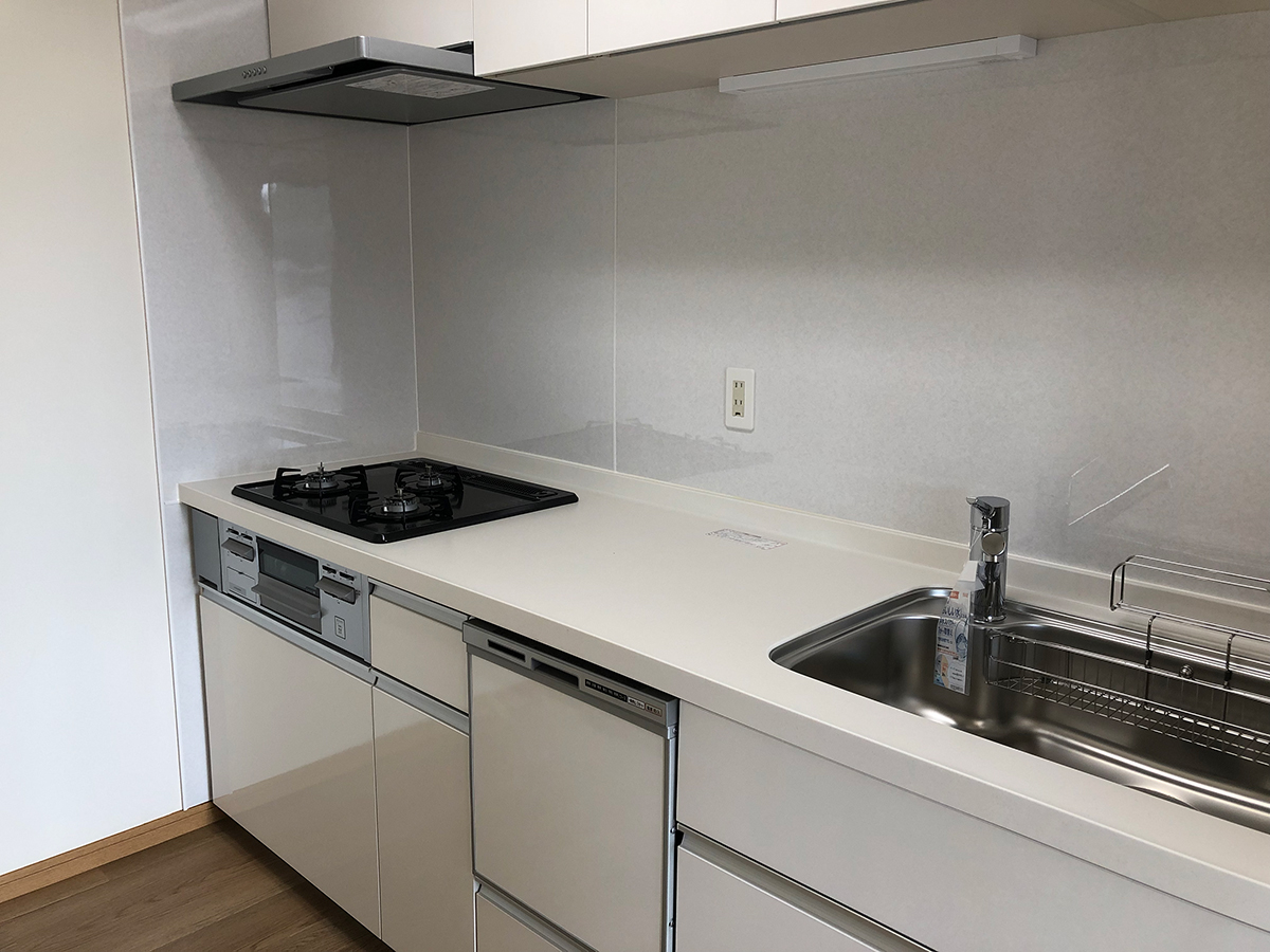 j_kitchen | リノベエステイト